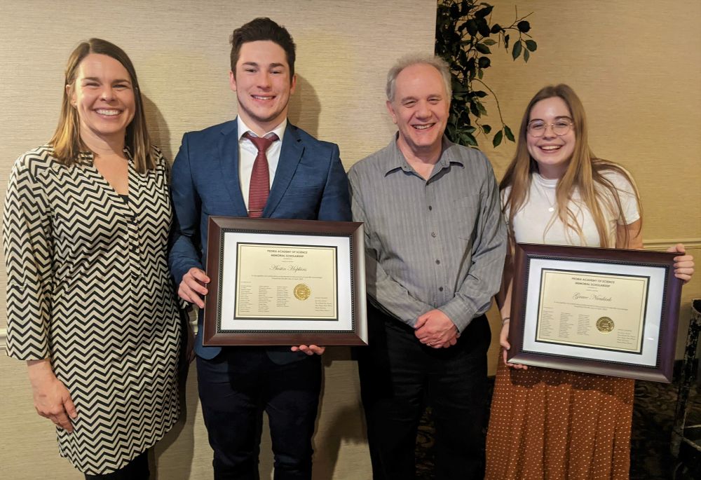 Austin Hopkins Awarded Peoria Academy of Science Memorial Scholarship